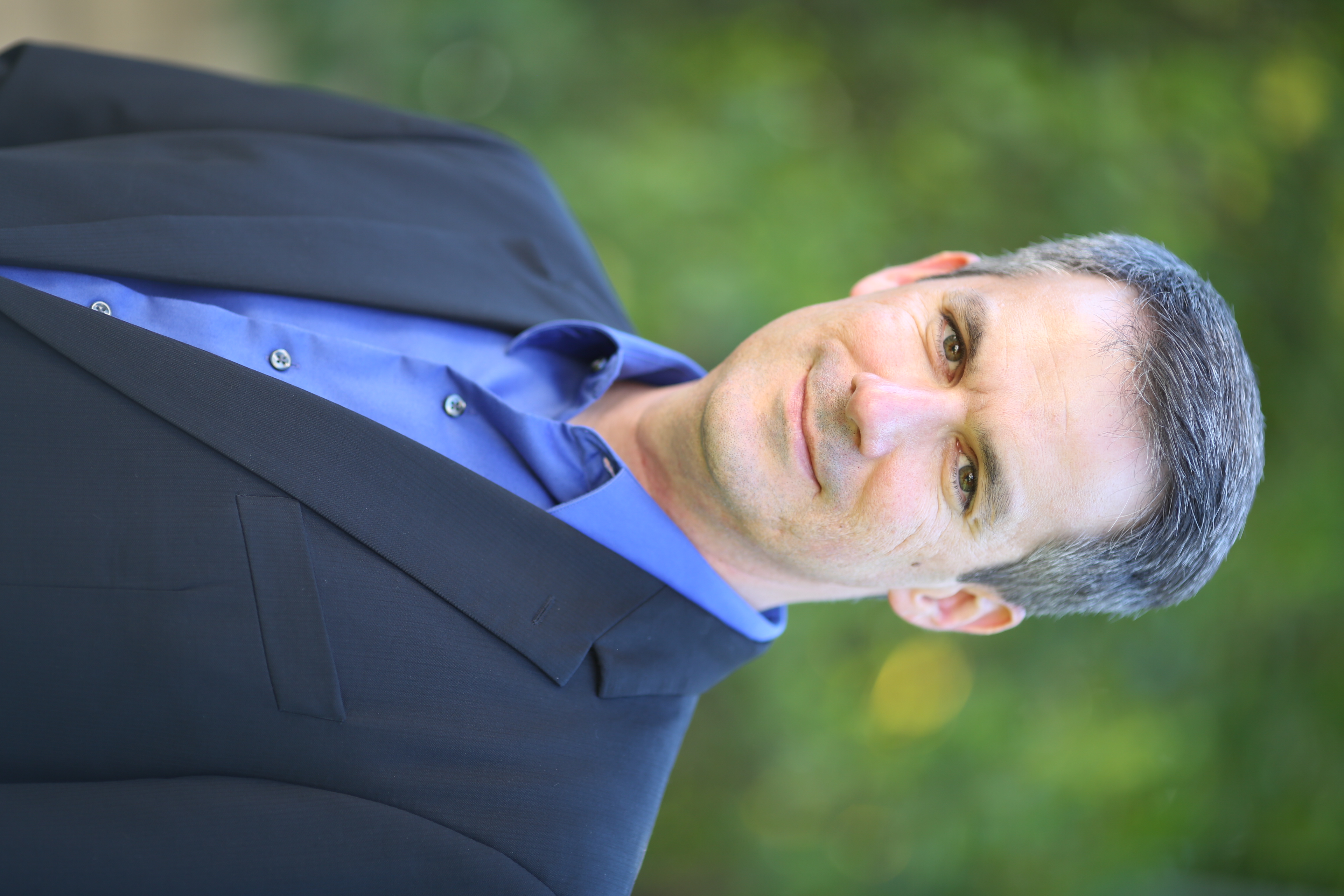 Robert Edward Thies - Concert Pianist